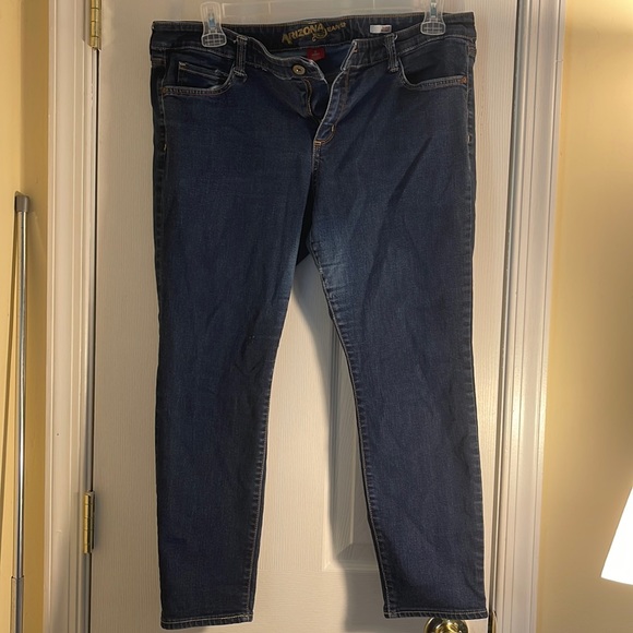 Arizona Jean Company | Jeans | Arizona Super Skinny Jeans | Poshmark